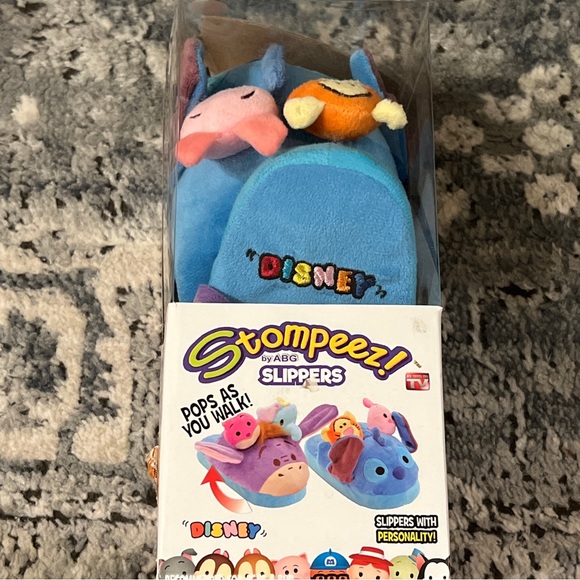 Disney | Shoes | Disney Eeyore Tsum Tsum Stompeez Slippers Sm Kids 253 ...